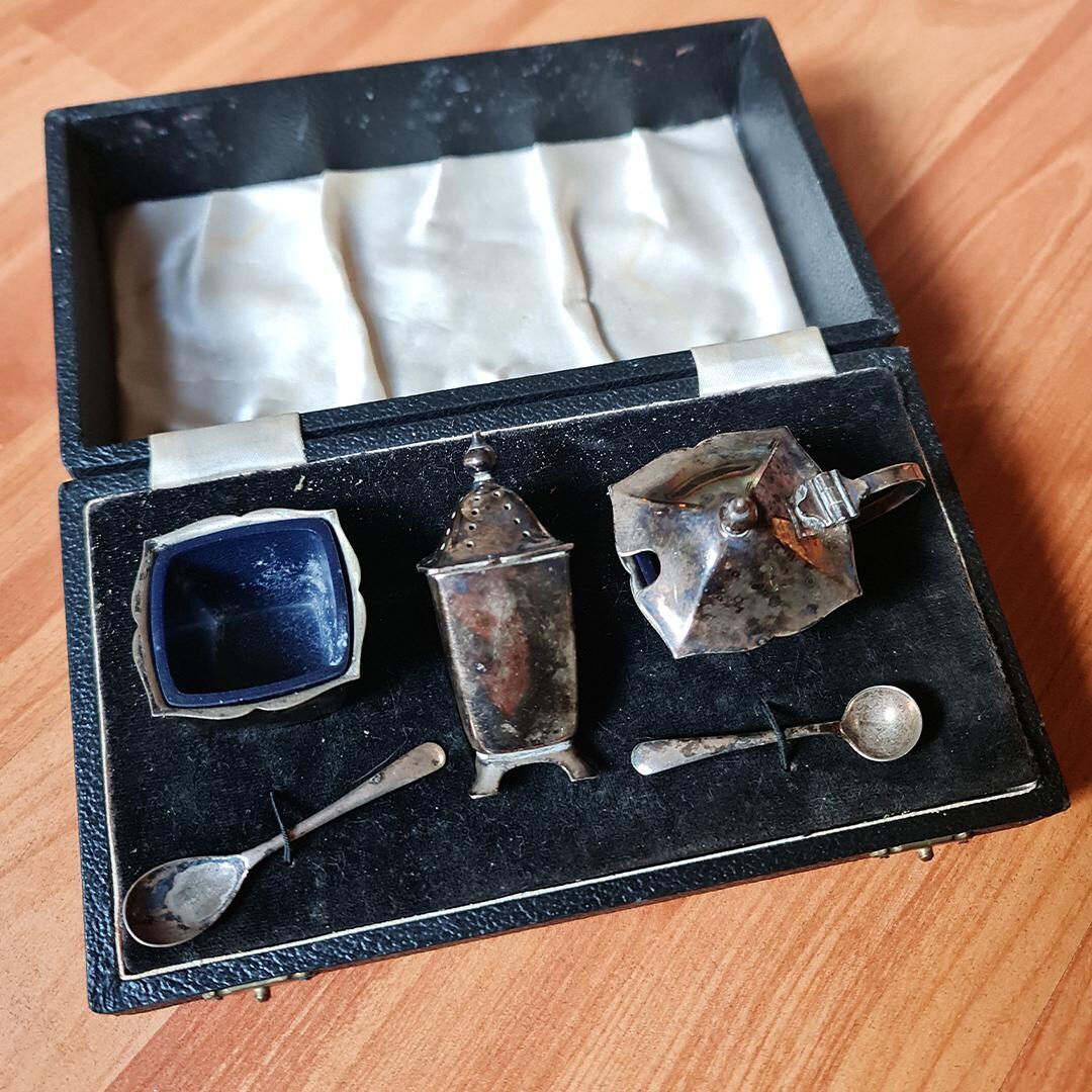 Vintage Salt & Pepper Box - Silver - 1940s - Etsy