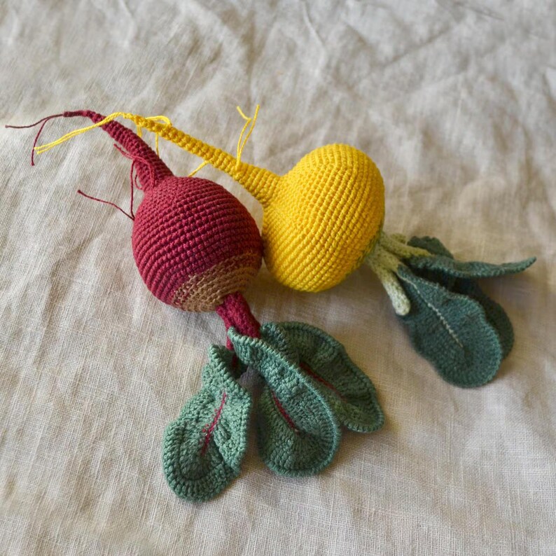 Beetroot Crochet Pattern PDF – Realistic Amigurumi Vegetable – Play Food or Garden Decor - Etsy