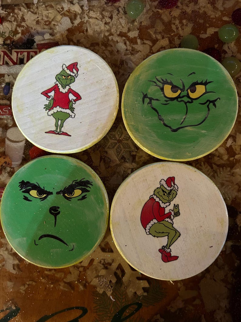 Set of 4 Grinch Coasters - Etsy