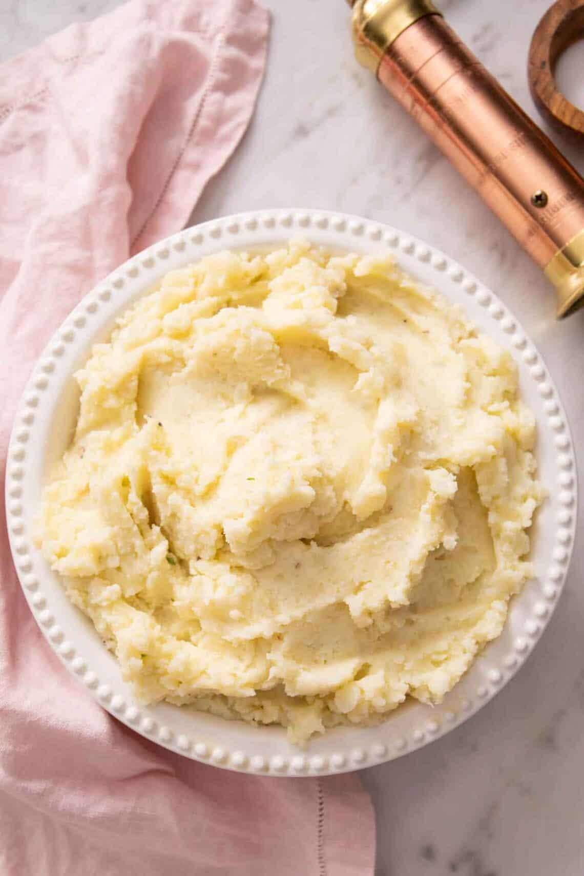 Creamy Mashed Potatoes Recipe | Classic Side Dish | Buttery & Fluffy ...