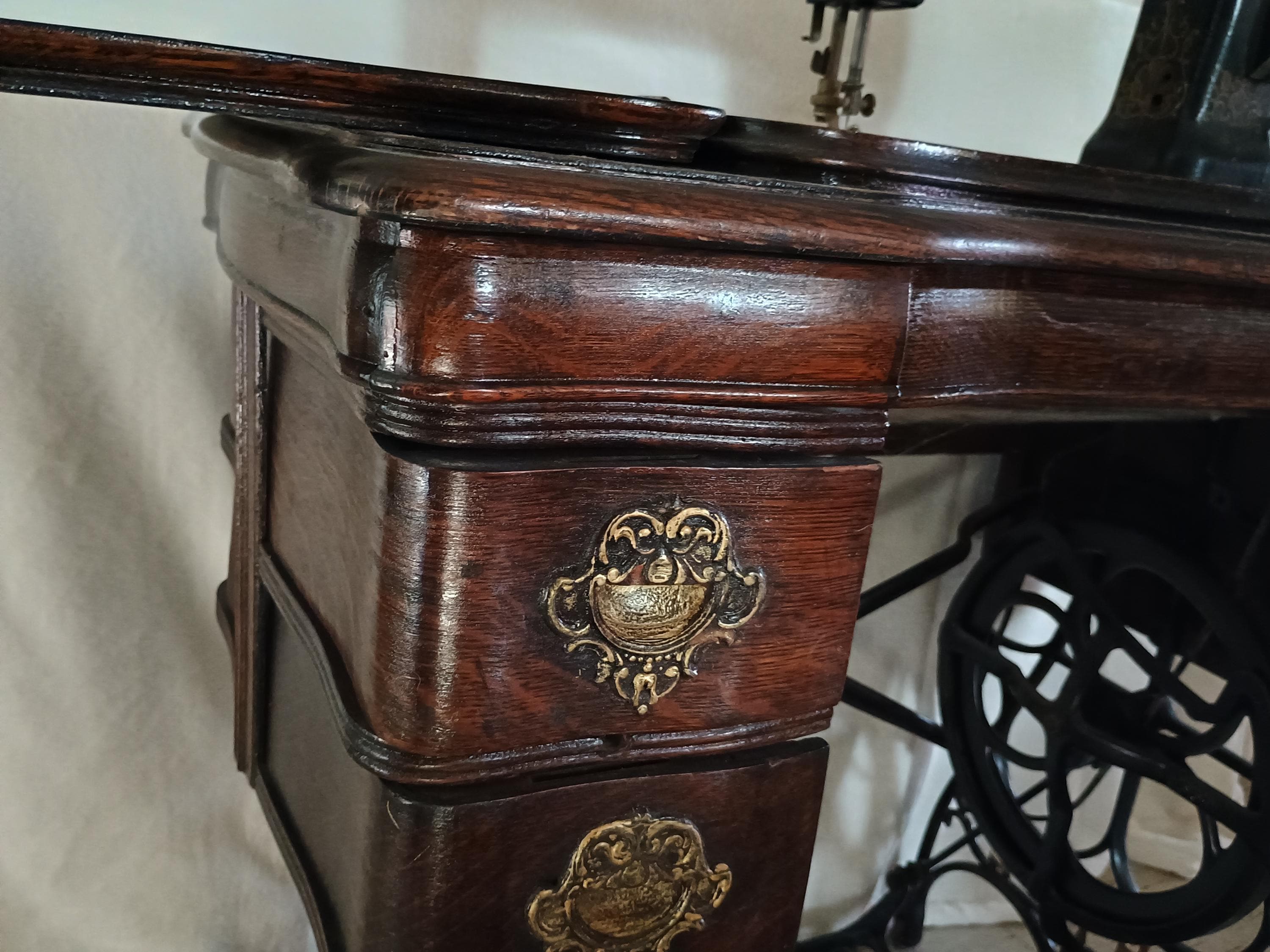 Restored White Rotary Treadle Sewing Machine – Antique Wood Cabinet ...