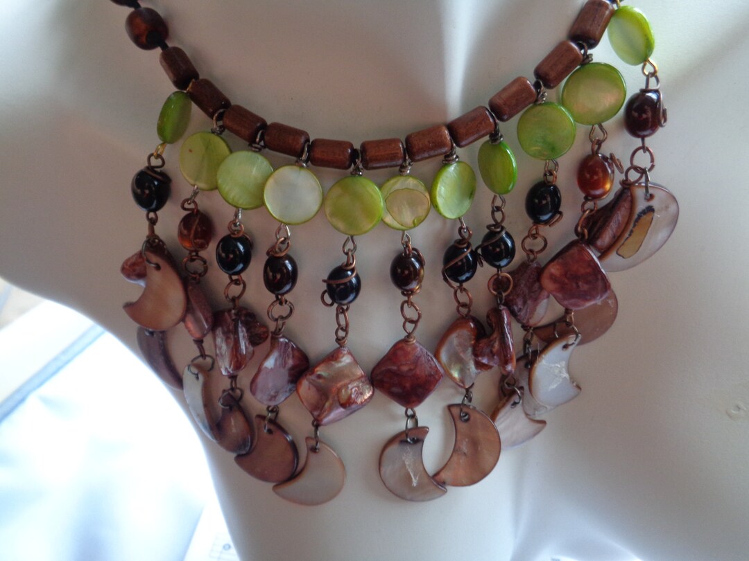 Chunky MOP Shell Bib Necklace: Boho Beach Statement Jewelry - Etsy Canada