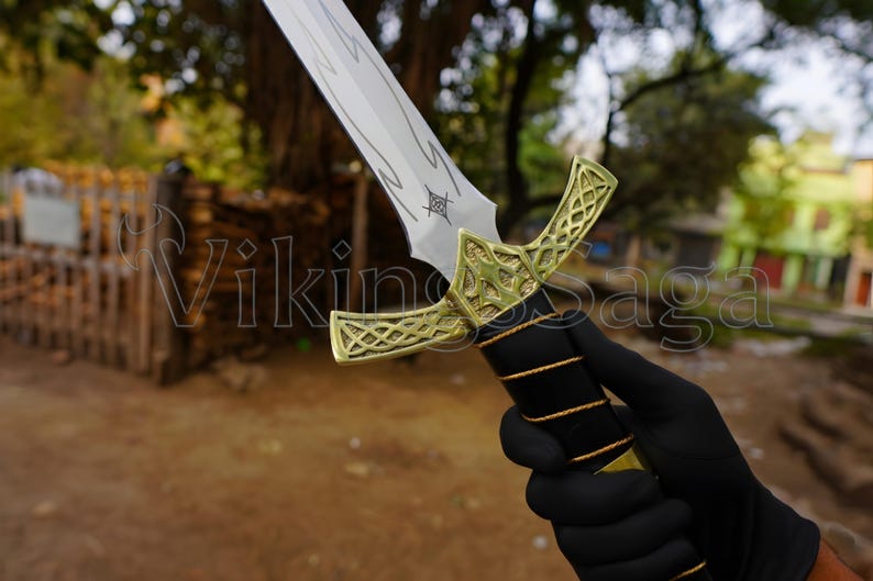GOLDRYN SWORD Throne of Glass Inspired Athril Fantasy Video Game Sword ...