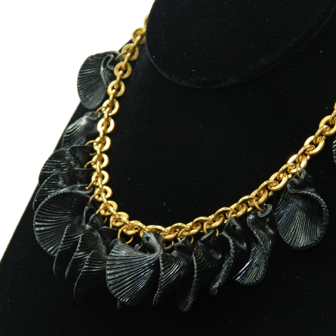 Vintage 1930s Shell Necklace - Etsy