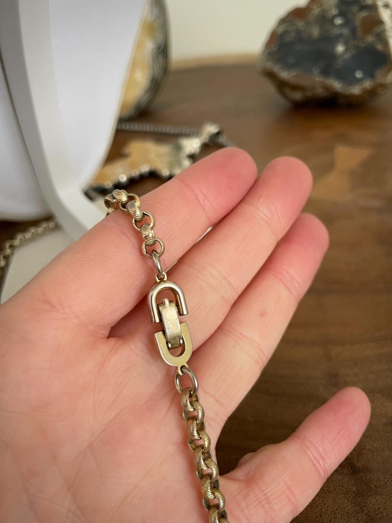 Vintage Monet Fleur-de-lis & Key Necklace | Gold Tone Heraldic Pendant ...