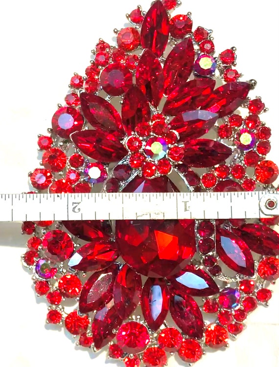 Vintage Large Ruby Red Crystal Glass Rhinestone Flora Gem