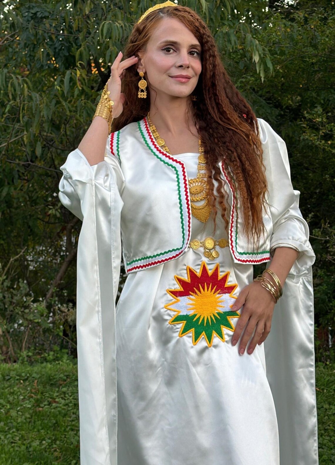 Kurdish Traditional Dress Magnificent White Women's Dress , Traditional ...