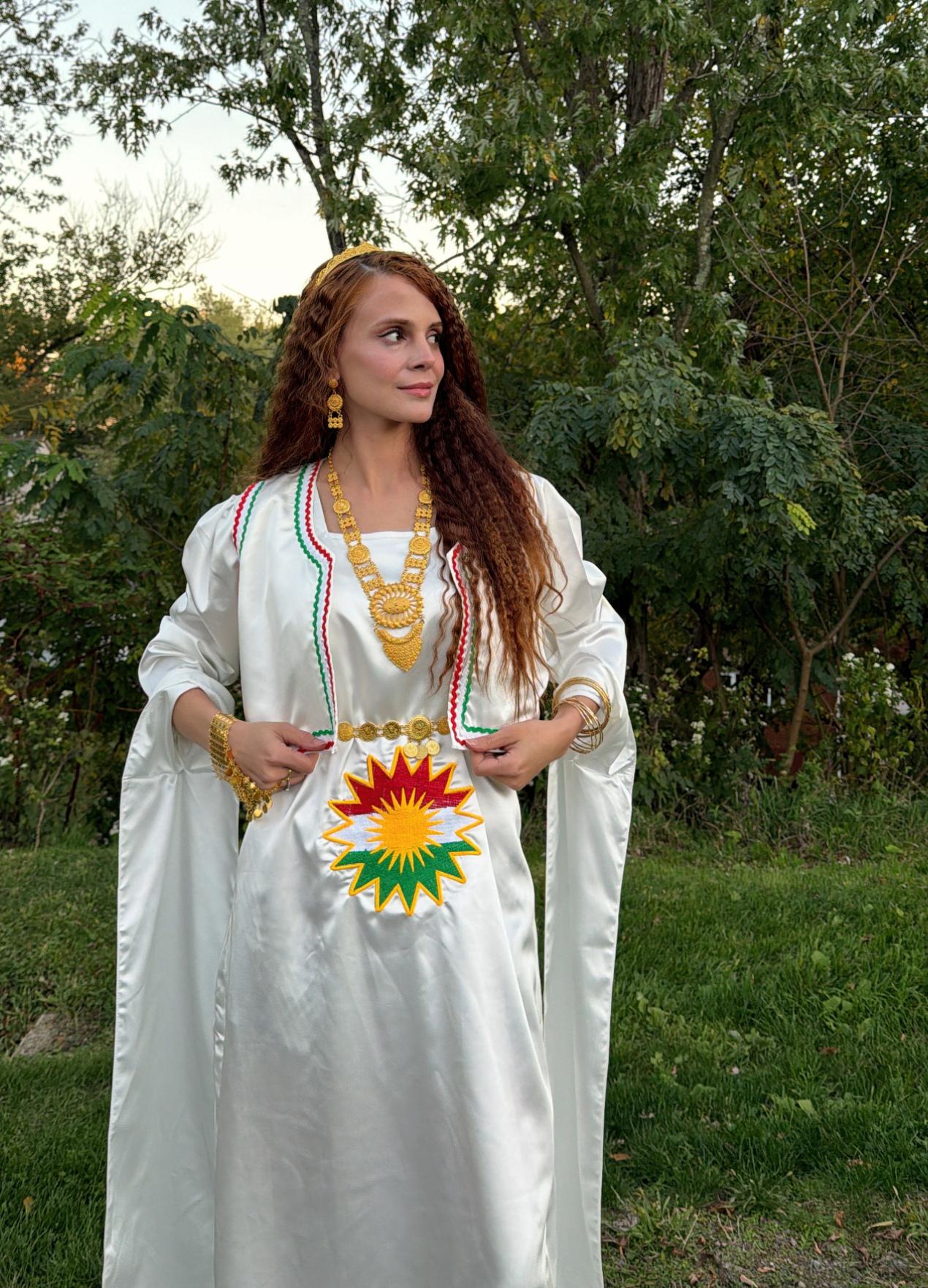 Kurdish Traditional Dress Magnificent White Women's Dress , Traditional ...