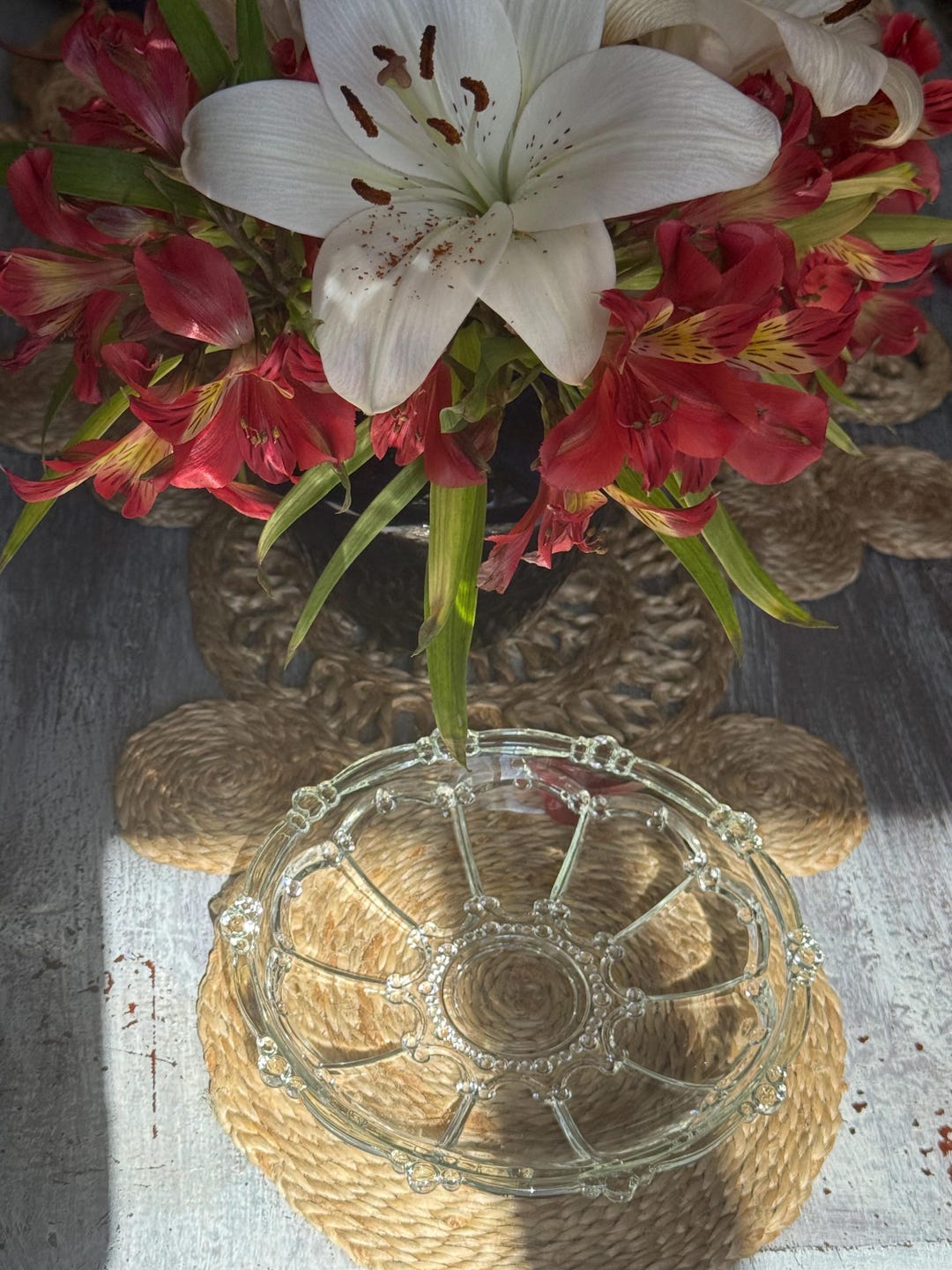 Vintage Pressed Glass Bowl – 15 × 3 Cm – Decorative Bubble Rim & Art ...
