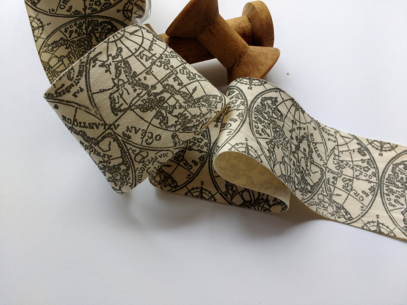 5 yards World Map Ribbon 2-Inch Natural canvas Grey - Etsy Italia
