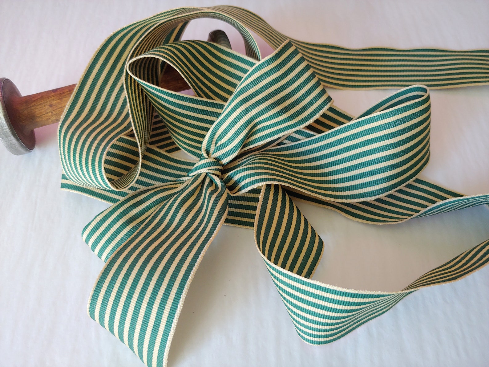 Deep Green/ off White Stripe Ribbon 1.5” Wide by the Yard - Etsy