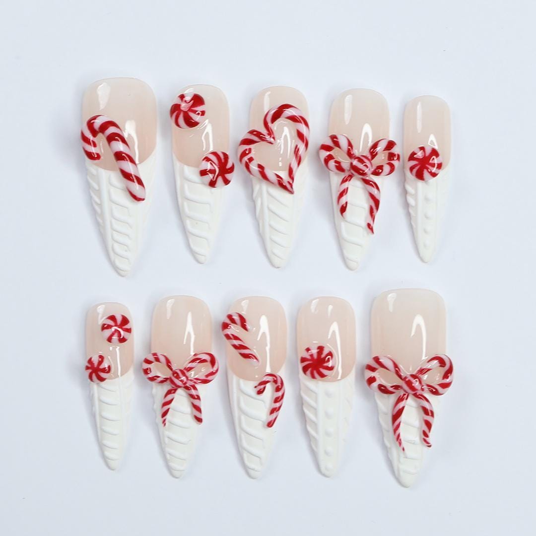 Festive Reindeer & Laurel Wreath Press-on Nails: Medium Almond Shape ...