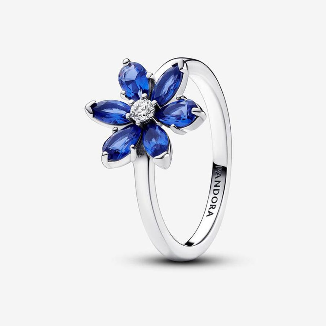 Pandora Sparkling Herbarium Cluster Silver Ring - Etsy
