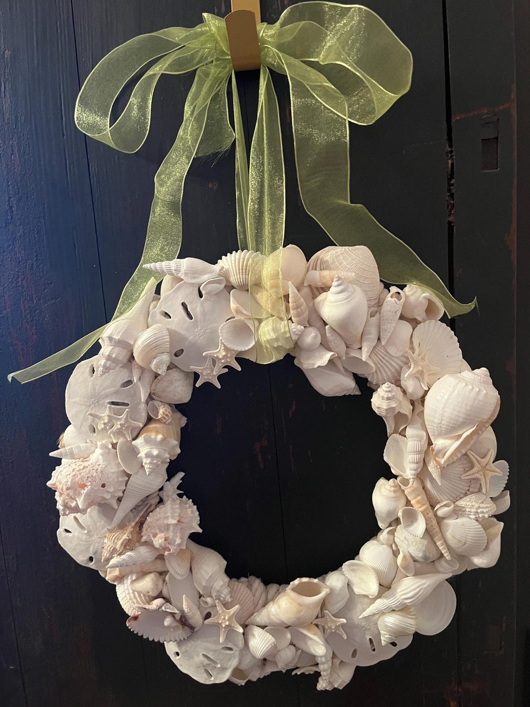 Large Welcoming White Sea Shells Wreath, Forth of July, High Quality ...