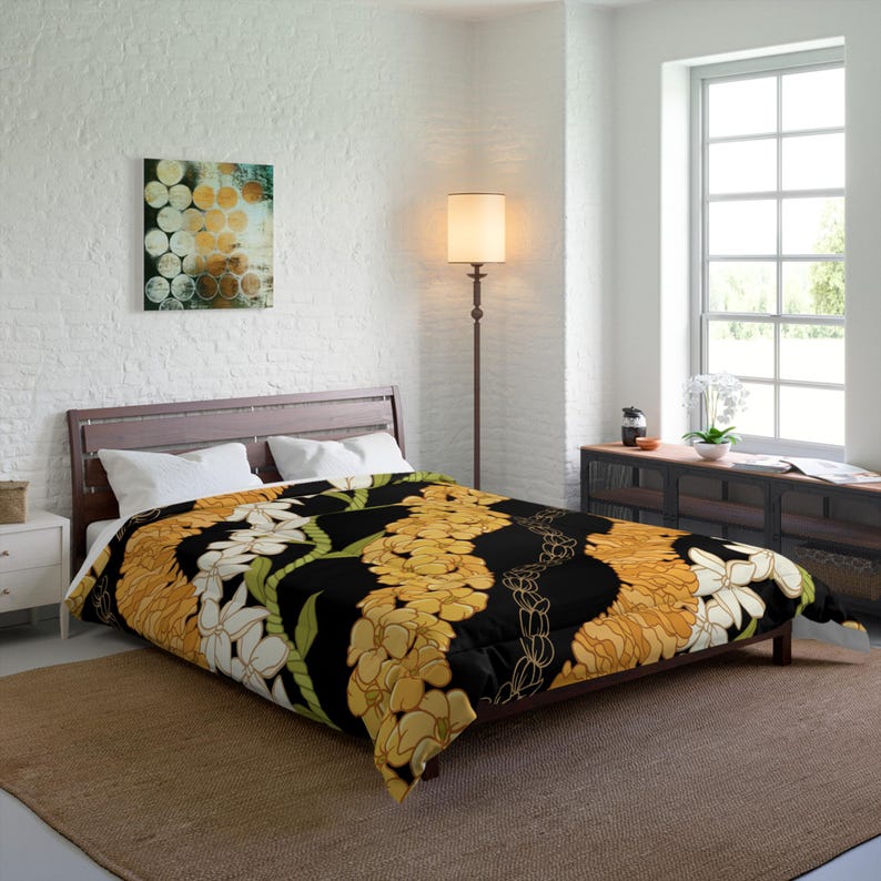 Hawaiian Puakenikeni Pikake Maile Ilima Lei Comforter, Hawaiian ...