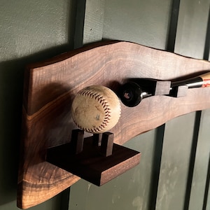 Walnut Bat Display, Baseball Bat Holder, Baseball Bat Wall Hanger ...