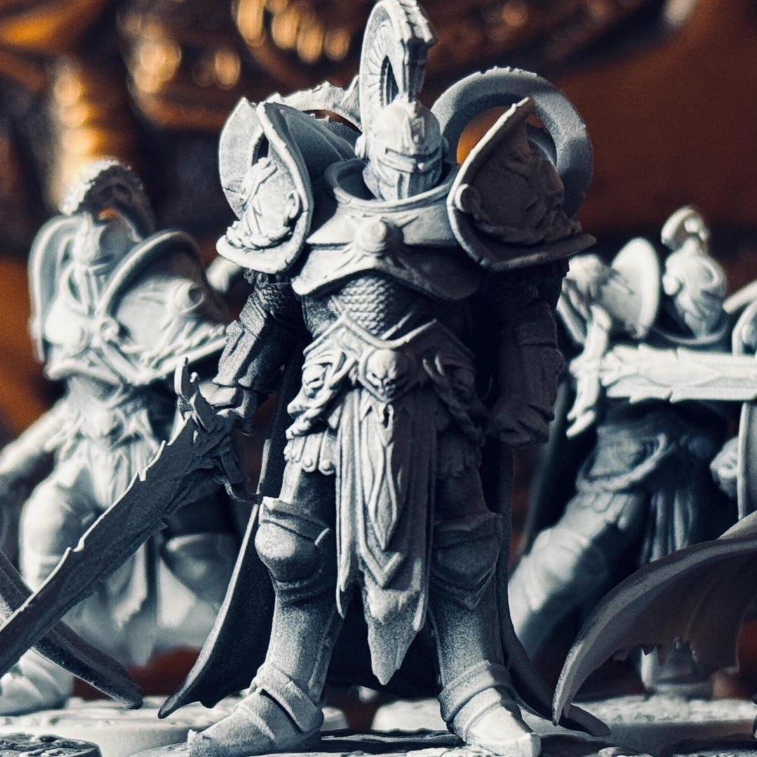 Paladin Knight Miniature: Resin Dnd Model by Rescale Miniatures - Etsy