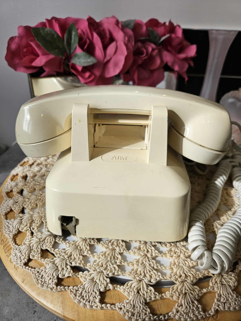 Vintage Retro Beige Rotary Desk Telephone Western Electric for Bell Mid ...