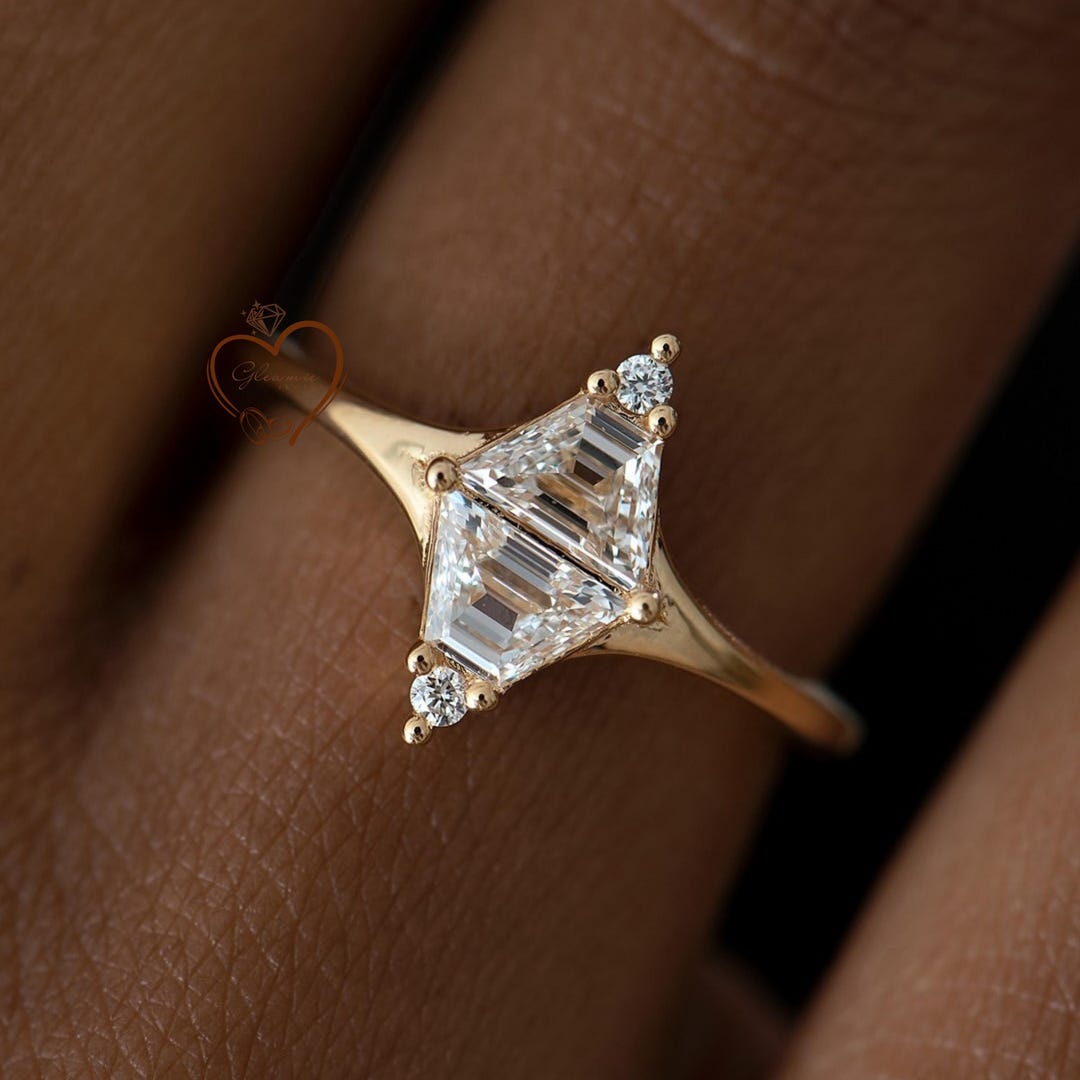 2 CT Trapezoid Cut Moissanite Diamond Engagement Ring, 18K Solid Gold ...