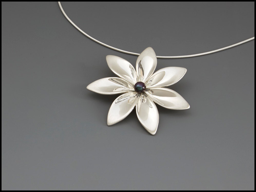 7 Leaf Flower Pendant, handdesigned, Sterling Silver - Etsy
