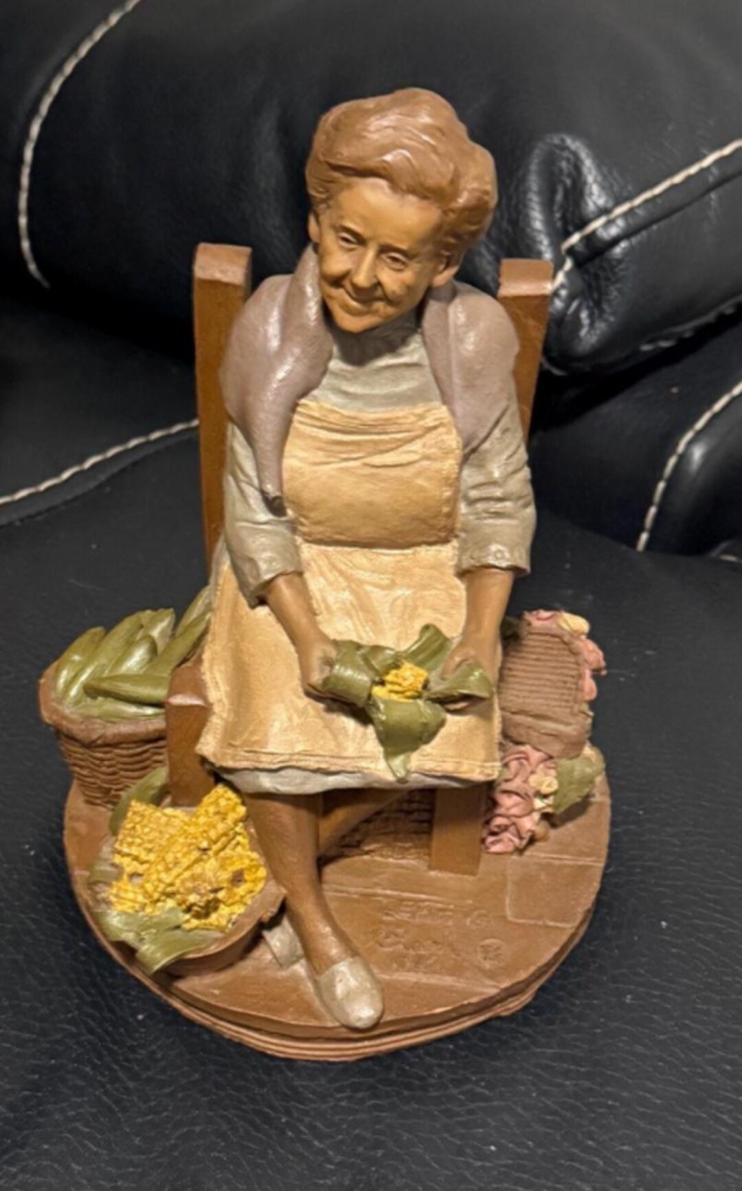 Vintage 1986 Leah Clark Figurine – Hand-cast Elderly Woman Sculpture - Etsy