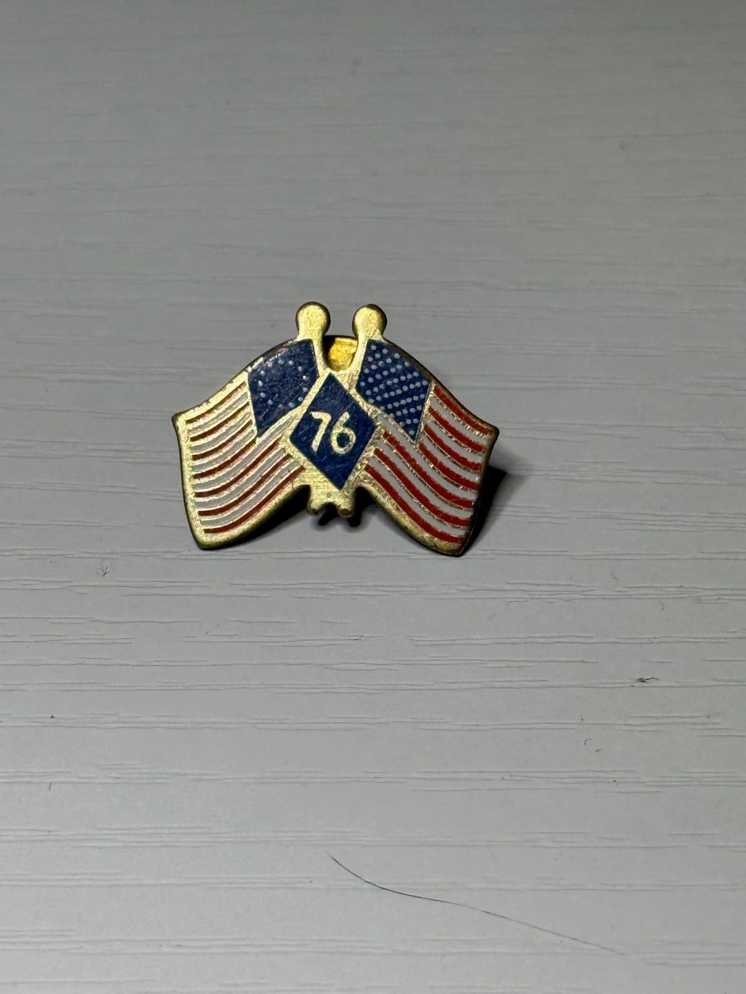Vintage 1976 U.S. Bicentennial Lapel Pin | Patriotic Crossed American ...