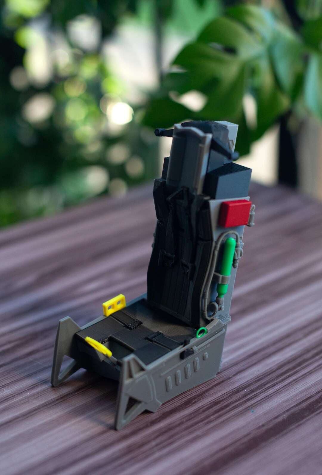 ACES-II Ejection Seat Phone Stand | 3D Printed Desk Holder/charger Dock ...
