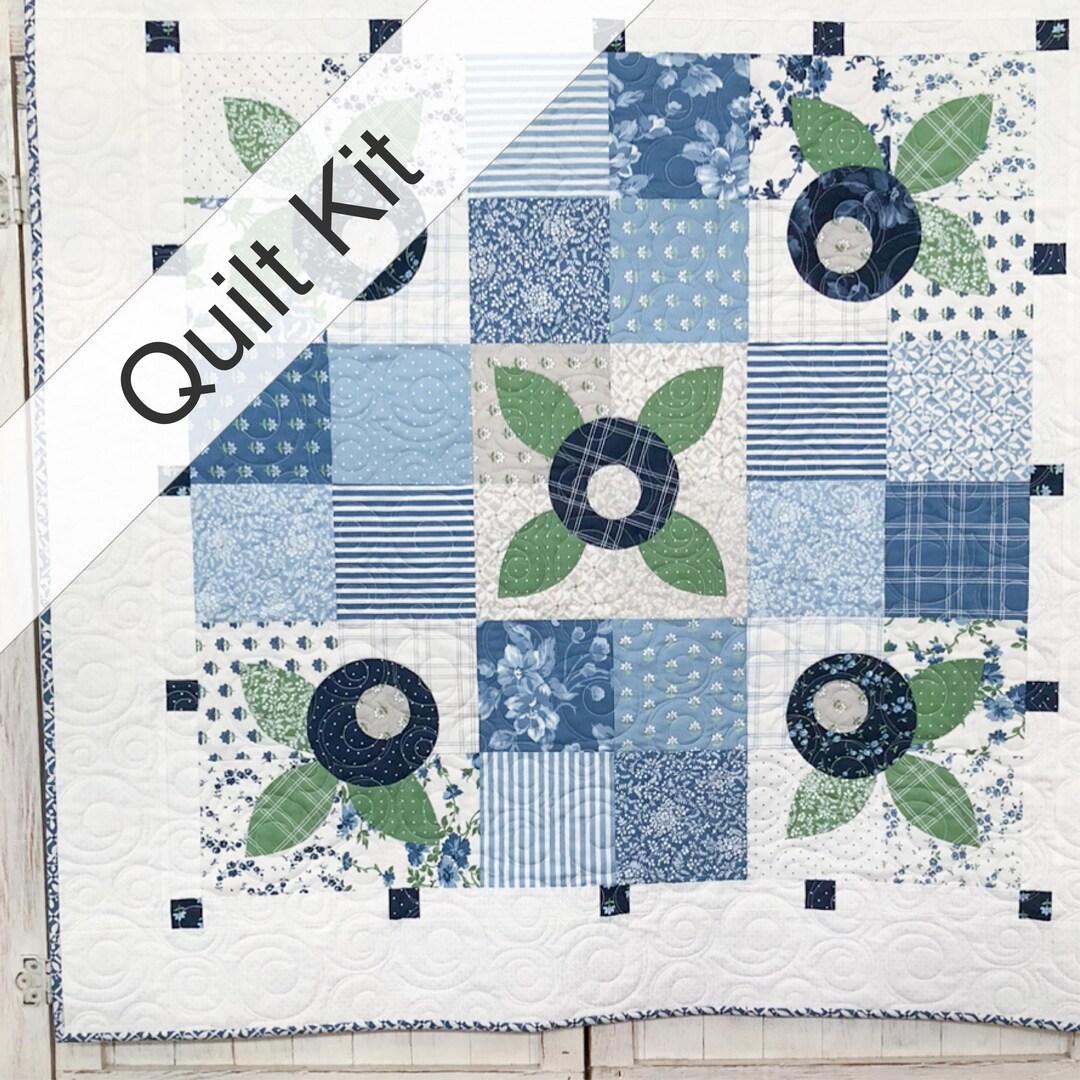 Shoreline Quilt Kit: Molly's Green Thumb Floral Baby Quilt (36x36) - Etsy