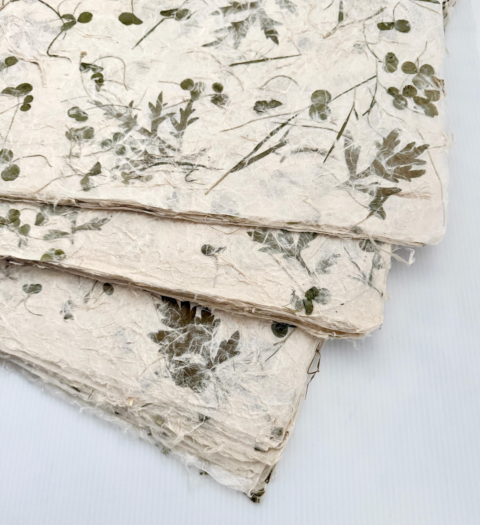Fiber Decorative Handmade Paper, Light Natural White Colors, Eco ...