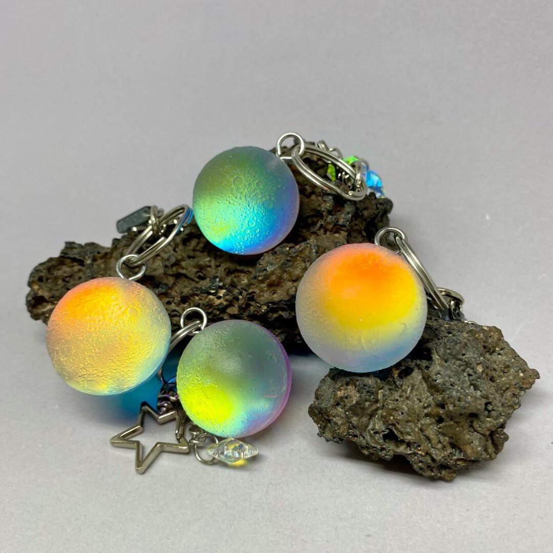 KEYCHAIN Mini Moon Globe - Etsy