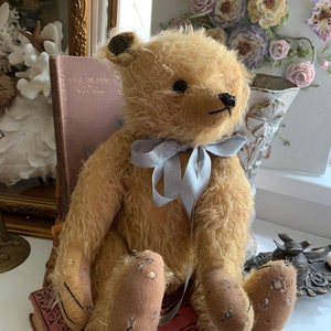 This Vintage Jointed Mohair Oz Matilda Bear Came All the Way From ...