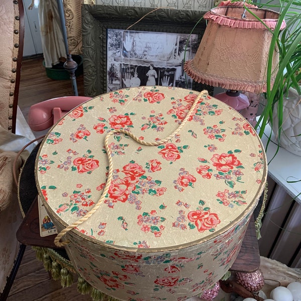 Vintage Hat Box - Etsy