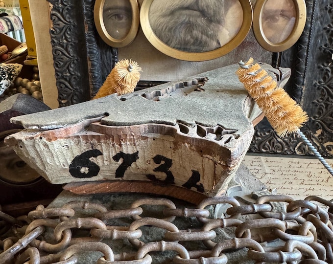 An Old Block of Wood Never Looked so Rad Antique Numbered Wall Paper ...