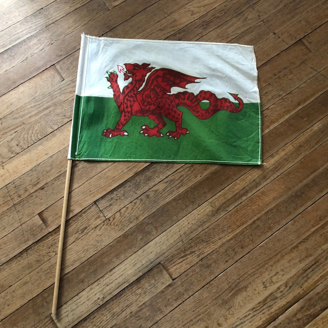 Tote The Welsh Red Dragon Vintage Parade Cotton Canvas Flag - Etsy België