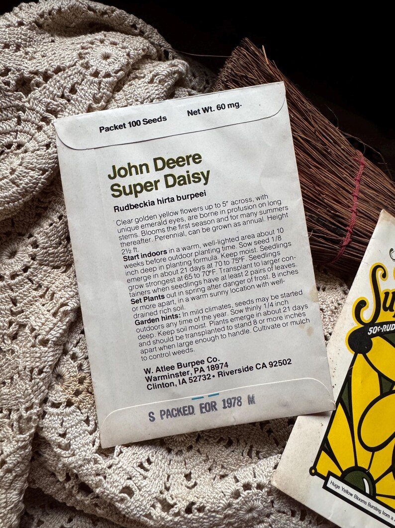 A Little Gift From John Deere Vintage 1978 Super Daisies Seed Packs - Etsy
