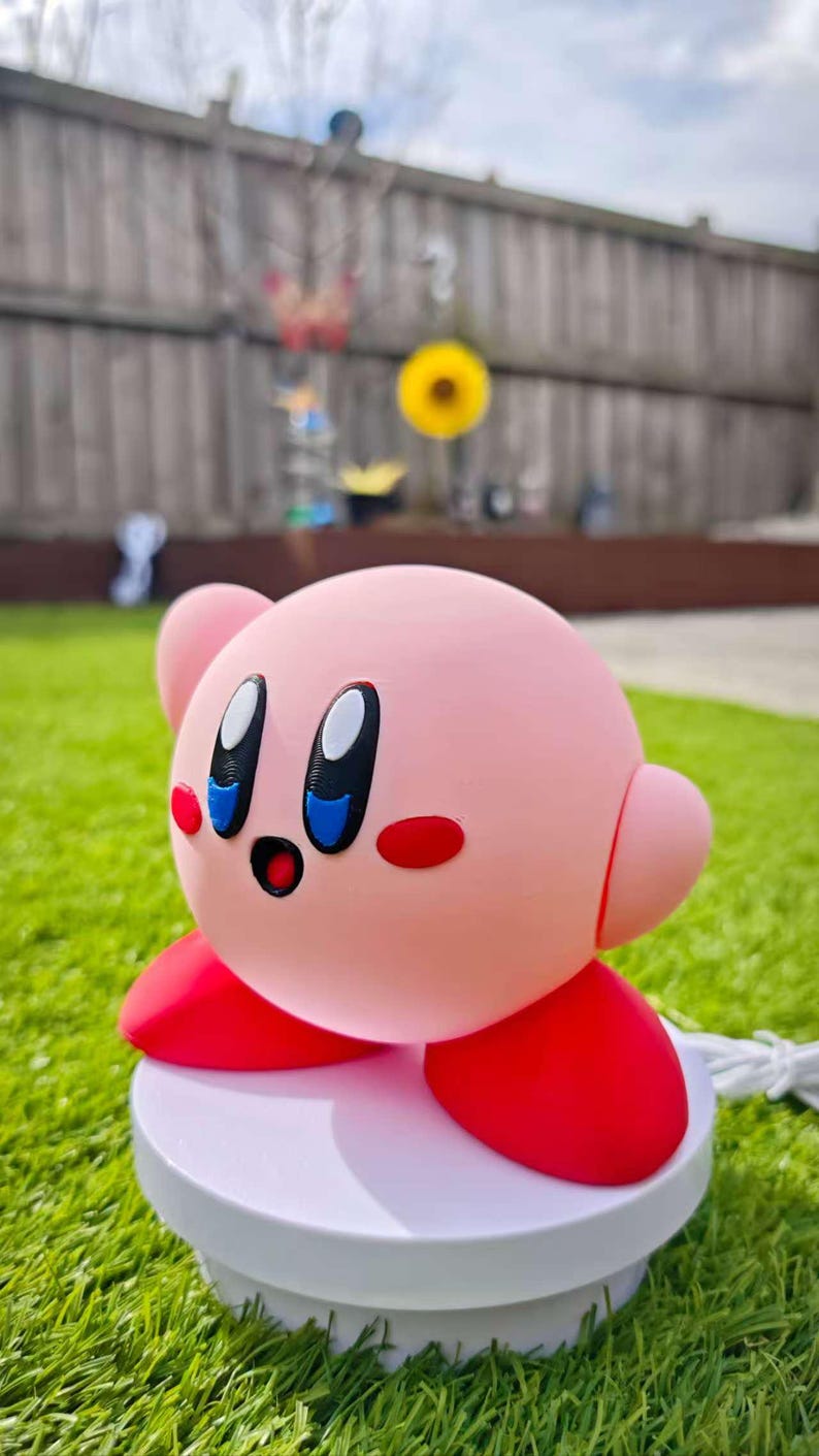 3D Printed Kirby Figurine: Handmade Desk Decor - Geek Gift - Etsy
