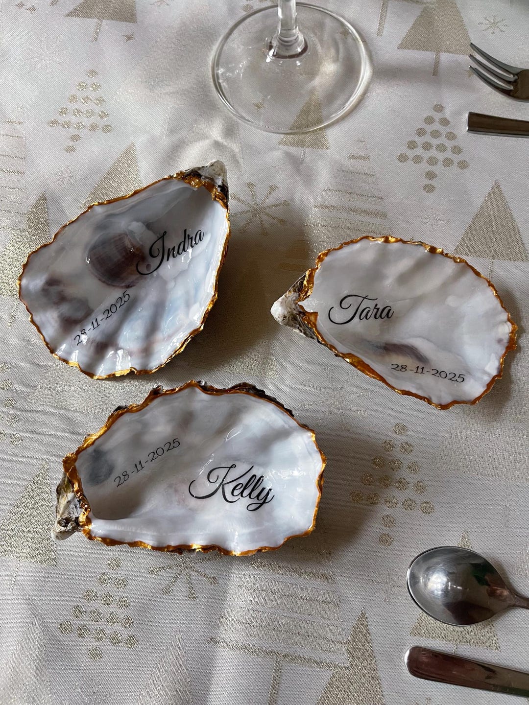 Personalized Oyster Shell Place Card – 21st Dinner Decor | Gold Edged ...