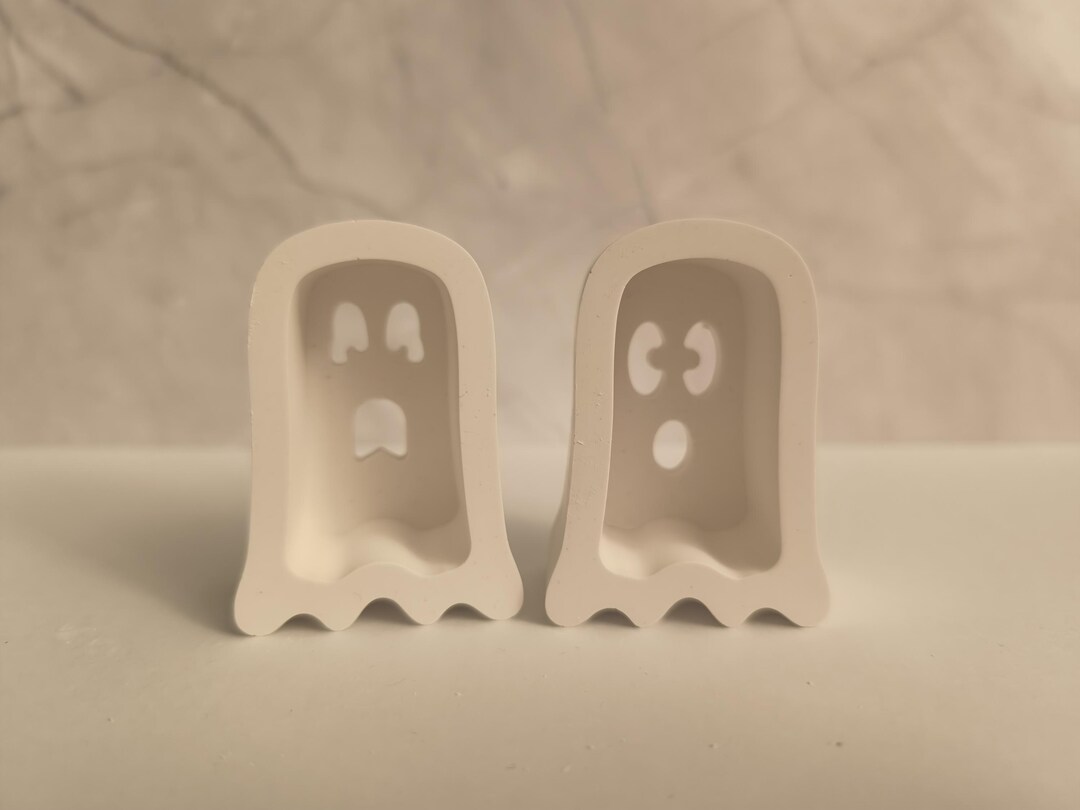 2 Small Ghosts to Light Up - Etsy