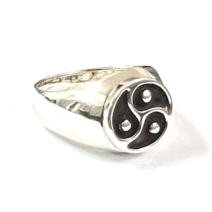 Silver Bdsm Triskelion Signet Ring for Men - Bdsm Jewelry, Submissive ...