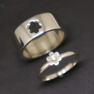 Daisy April Birth Flower Matching Promise Ring for Couples, Craft Your ...