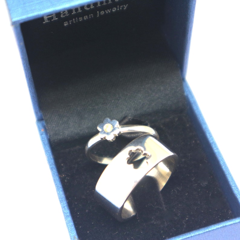 Daisy April Birth Flower Matching Promise Ring for Couples - Etsy