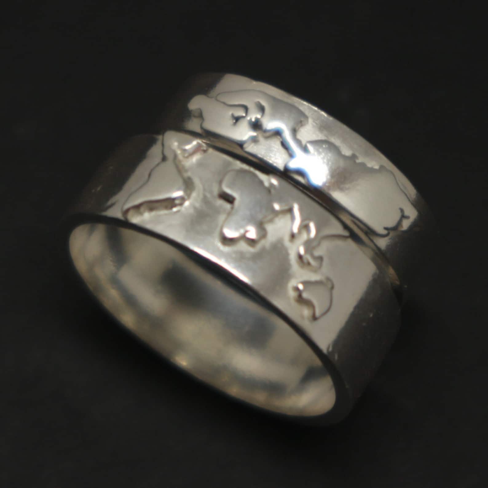 Silver World Map Couple Ring Set His and Her Matching - Etsy