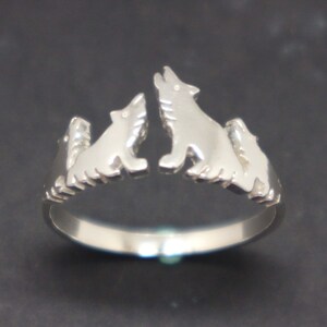 Mother and 3 Daughters Wolf Ring - Spirit Animal Howling Wolf Jewelry ...