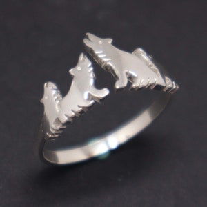 Mother and 3 Daughters Wolf Ring - Spirit Animal Howling Wolf Jewelry ...