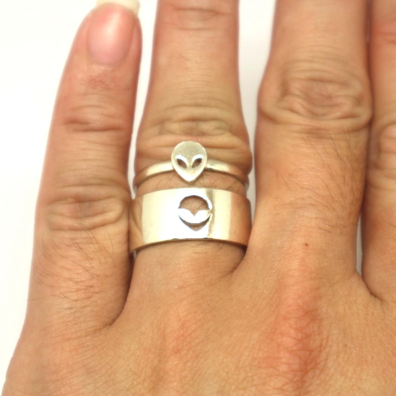 Alien Promise Ring for Couples Alien Jewelry Ufo - Etsy