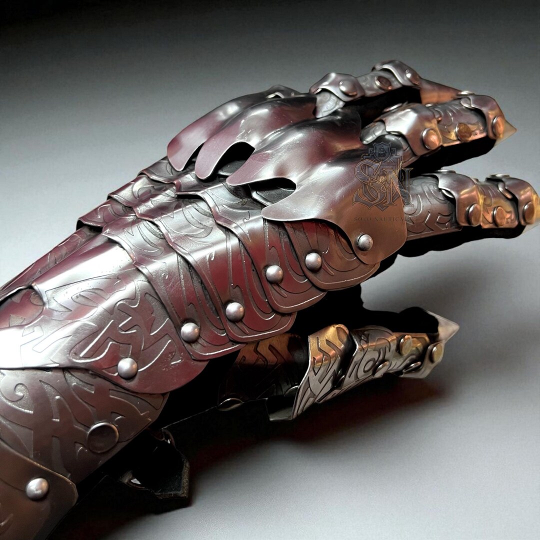Handmade Nazgul Gauntlet: Medieval Knight Armor - Cosplay Prop - Etsy