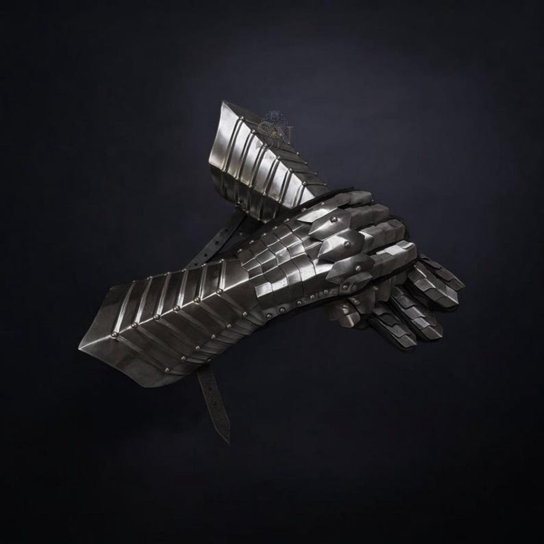 Nazgul Gauntlets | Medieval Steel Knight Gloves | LOTR Inspired LARP ...