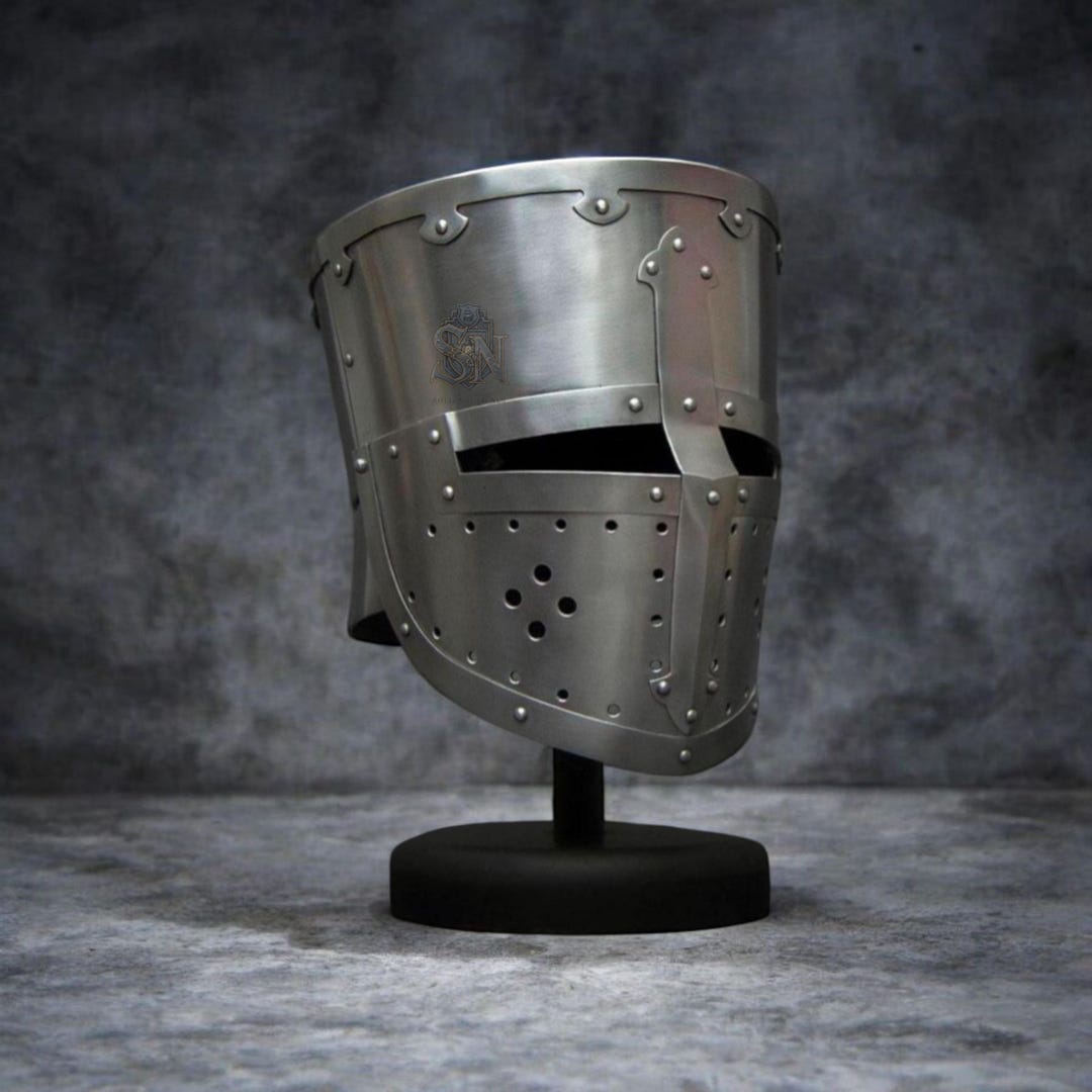 Grand heaume médiéval forgé à la main | Casque de chevalier croisé en ...
