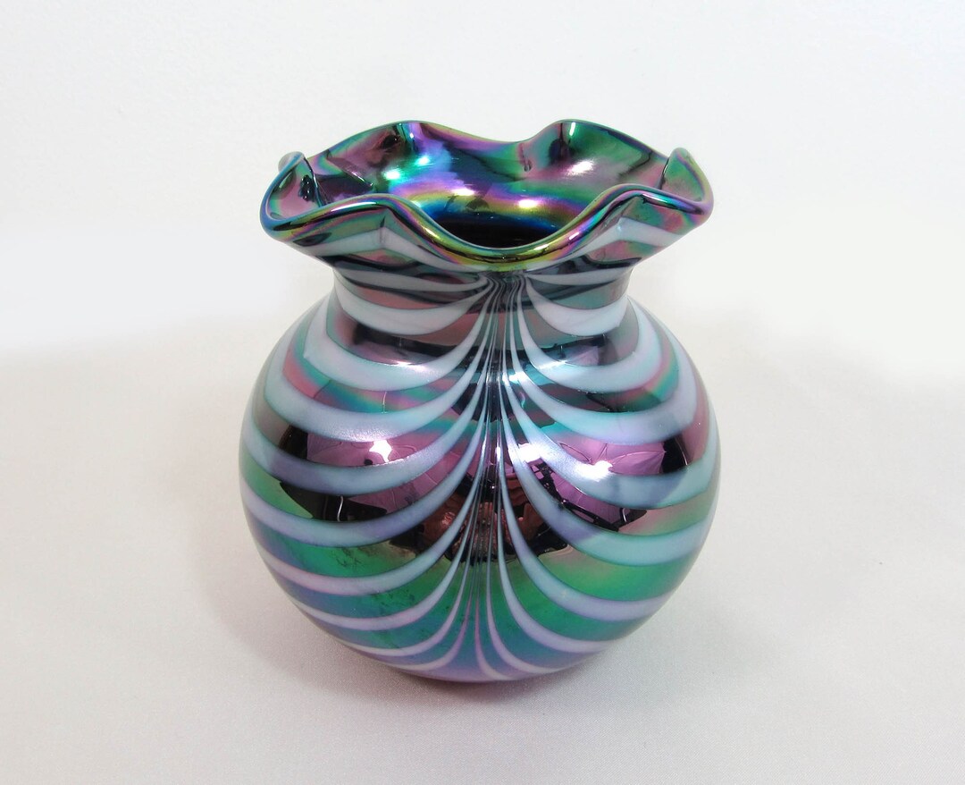 Vintage Art Glass Vase - Feathered Art Glass Vase - Ruffled Top Edge ...