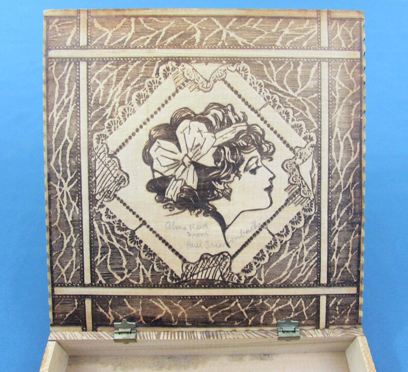 Antique Flemish Art pyrography wood box Hanky or glove box | Etsy